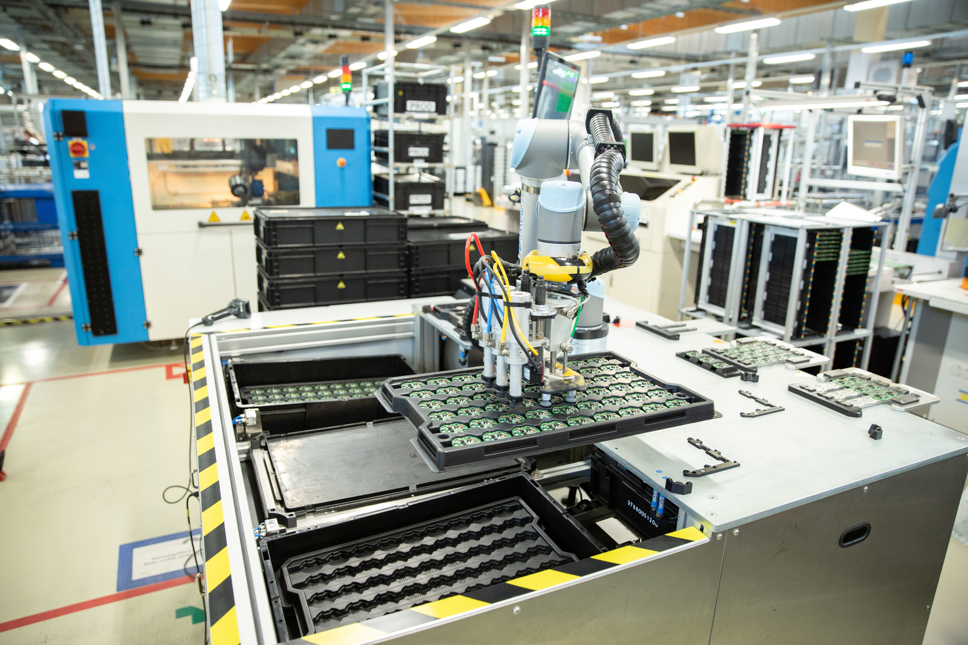 e-Series. Built to do more. | Machine Design