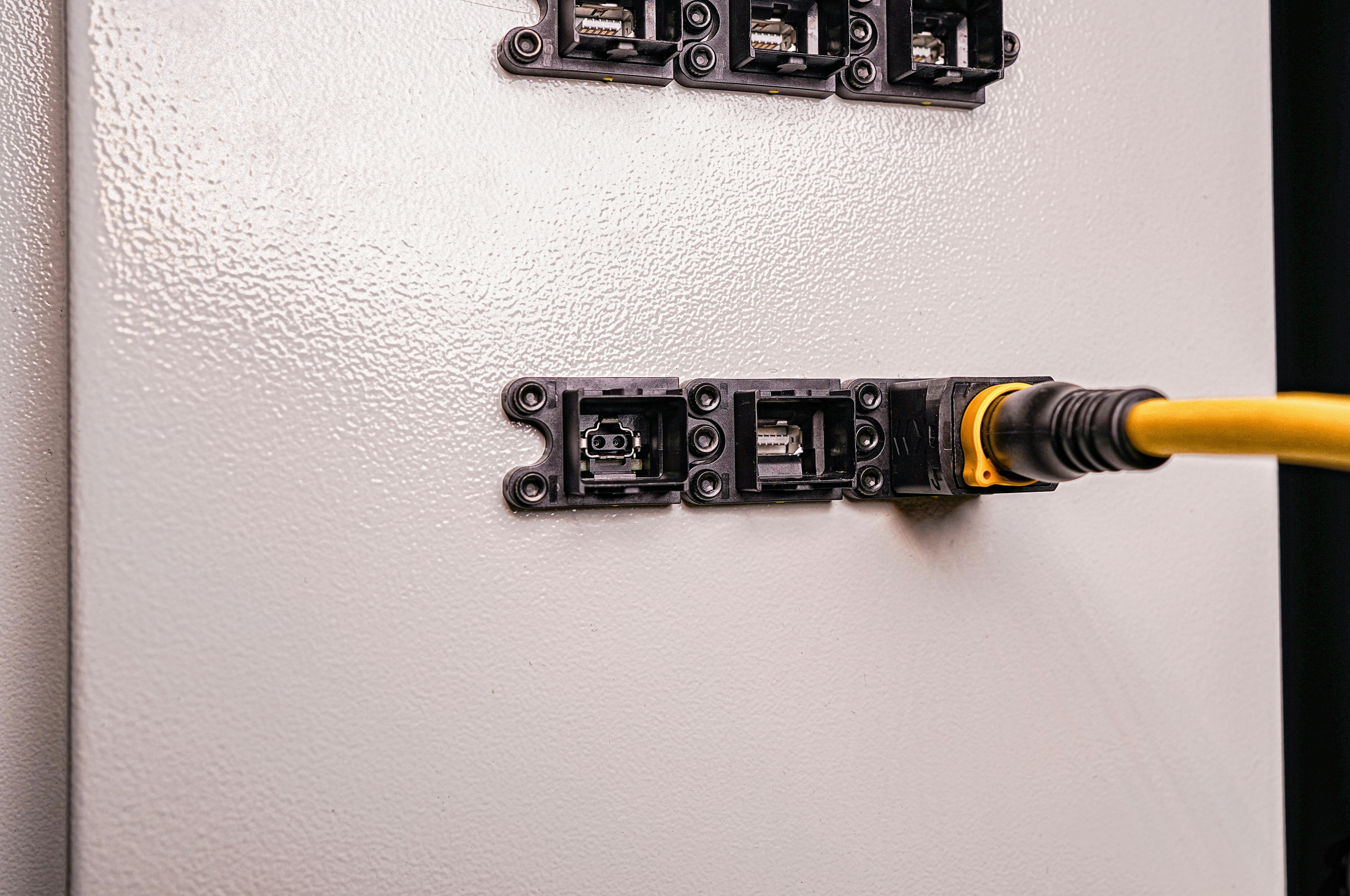 Designing Industrial Connectors to Do More in Less Space | Machine Design